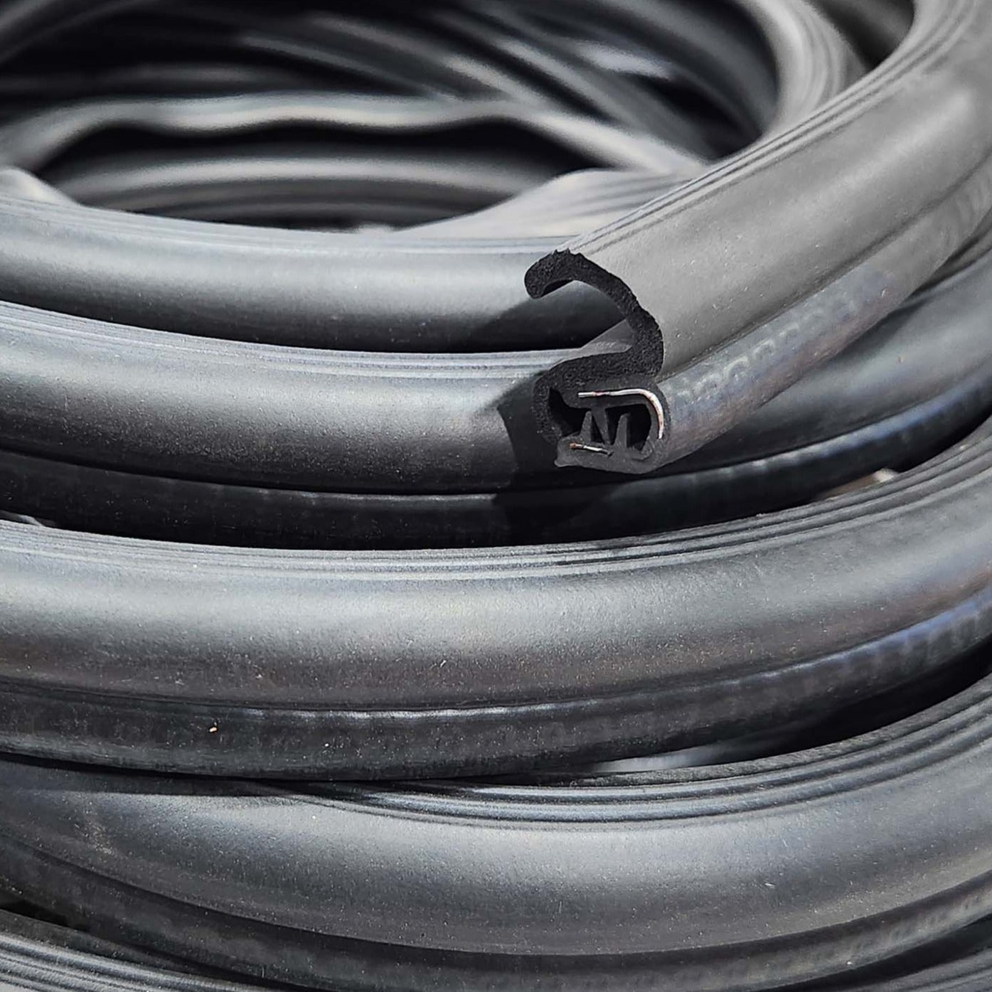 Pinchweld Side Seals